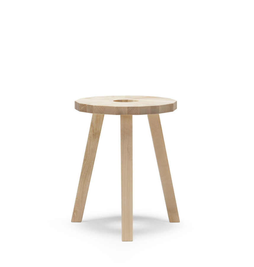 MISS BUTTON Barpall Ek Naturlack | STOLAB | Svenska Hem